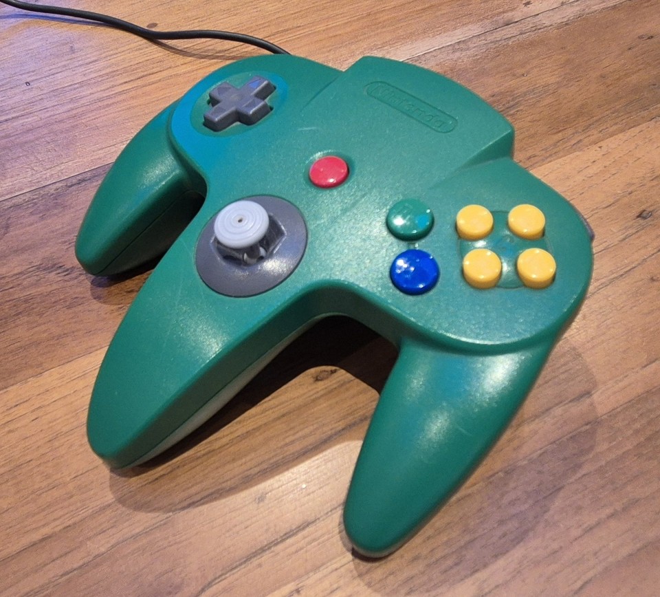 Nintendo 64 N64 PAL Console Bundle + 4 Controllers + Goldeneye + Mario ...