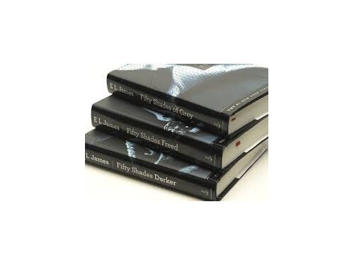 Fifty Shades of Grey / Darker / Freed (3 Book Set) by E. L. James ...