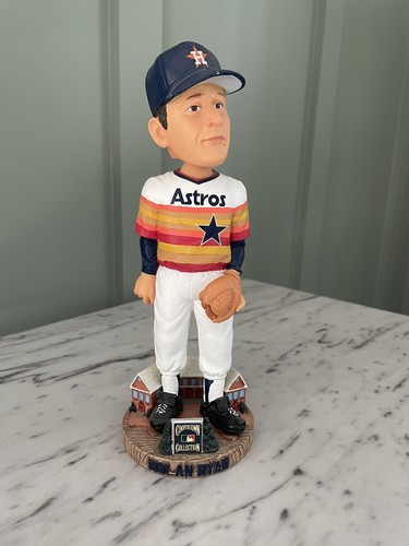 - [NOLAN RYAN] (Astros) - 2003 Cooperstown Collection Bobblehead ...