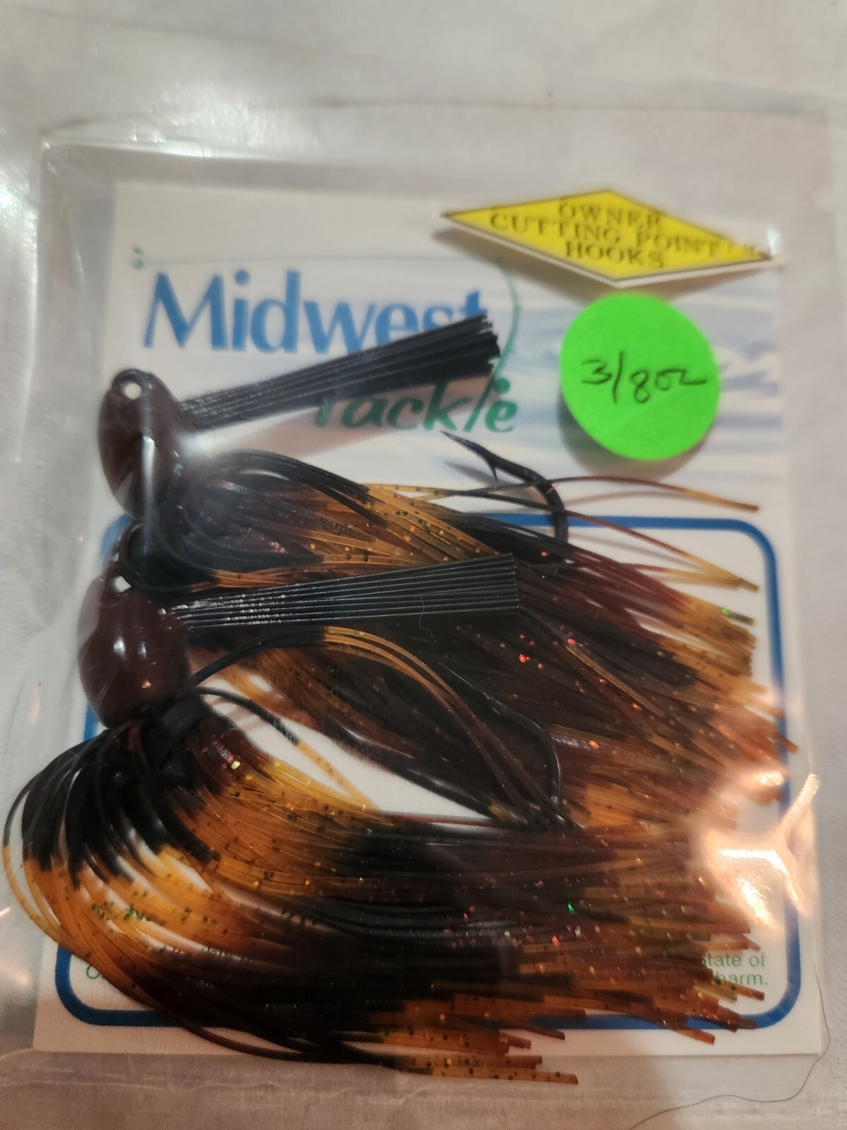 jigs 2 ct/Jigs 3/8 oz flipping and casting jigs brown/craw owner hook ...