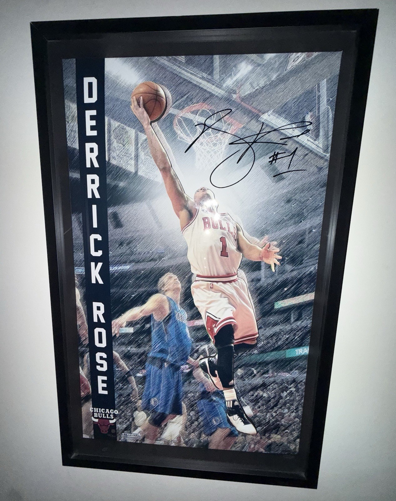 Derrick Rose Autographed Memorabilia | Signed Photo, Jersey ...