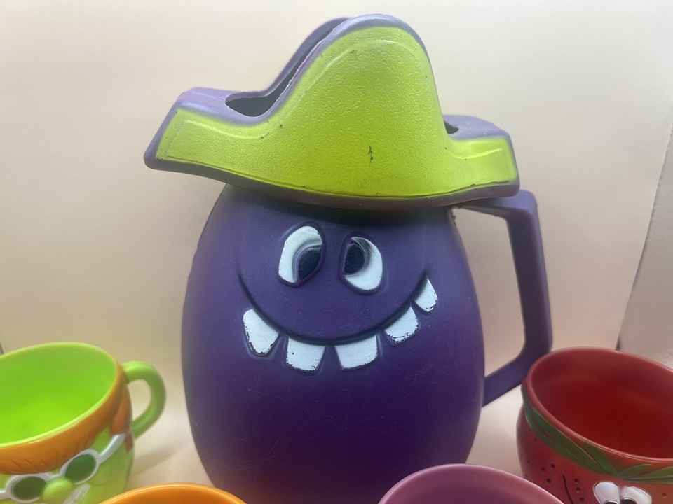 Pillsbury FUNNY FACE Set NINE MUGS & GOOFY GRAPE Pitcher W/ CHUG A LUG ...