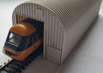 Model Railway 1 or 2 Track Modern Loco Sheds / Garage Buildings OO ...