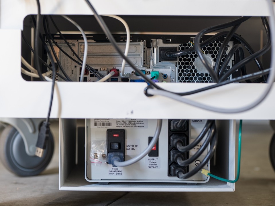 Quinton Q-Stress Full Cardiac Stress System – Monitor, ECG, Cart ...