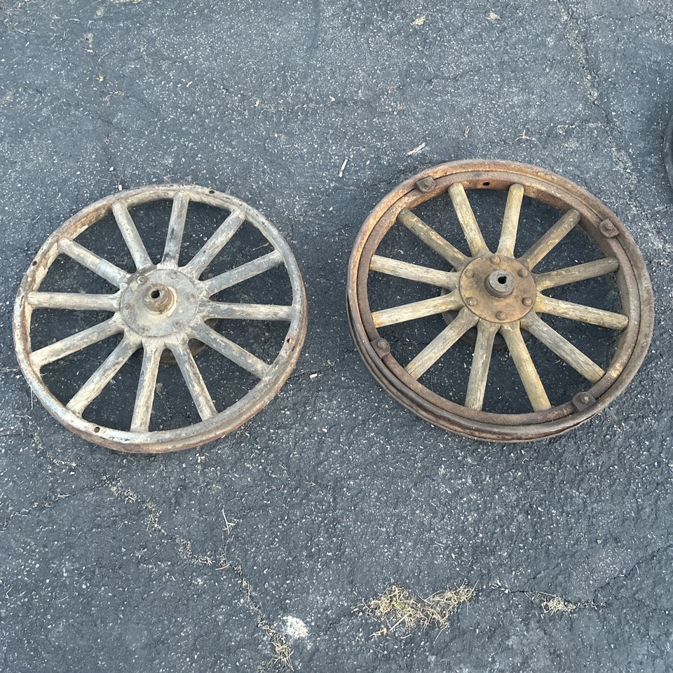 Pair Antique Ford Model T Wheel Hub 23" Diameter 12-Spoke Wood -1 Outer ...
