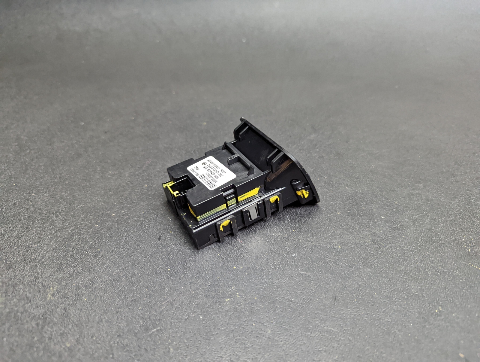 Electronic Parking Brake Switch 2018 Mercedes CLA 250 2469050451 2014 ...