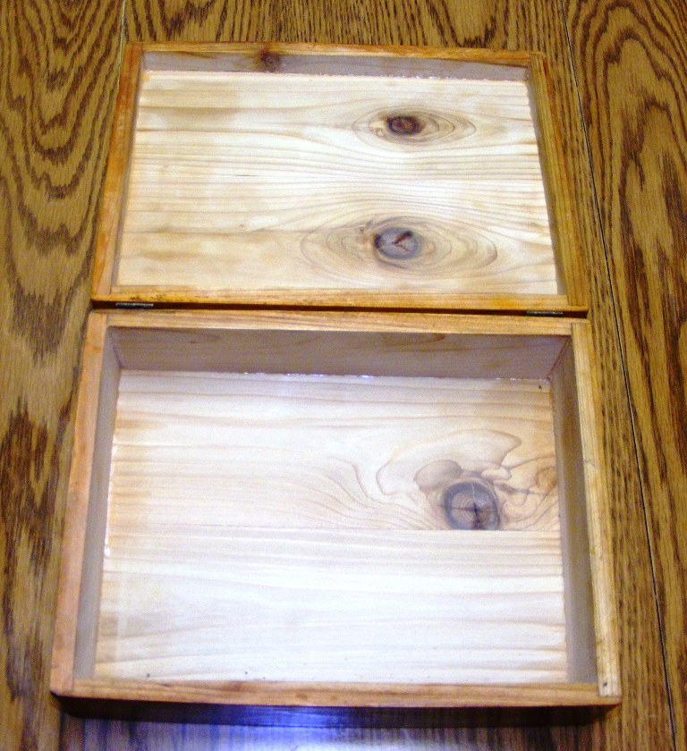 Large Cedar Keepsake / Treasure Box 18 X 14 X 8 Inches + Optional ...
