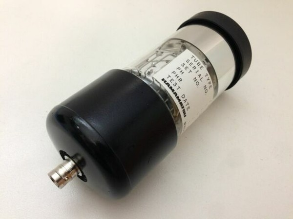 Hamamatsu R6231 PMT Photomultiplier Tube for sale online | eBay