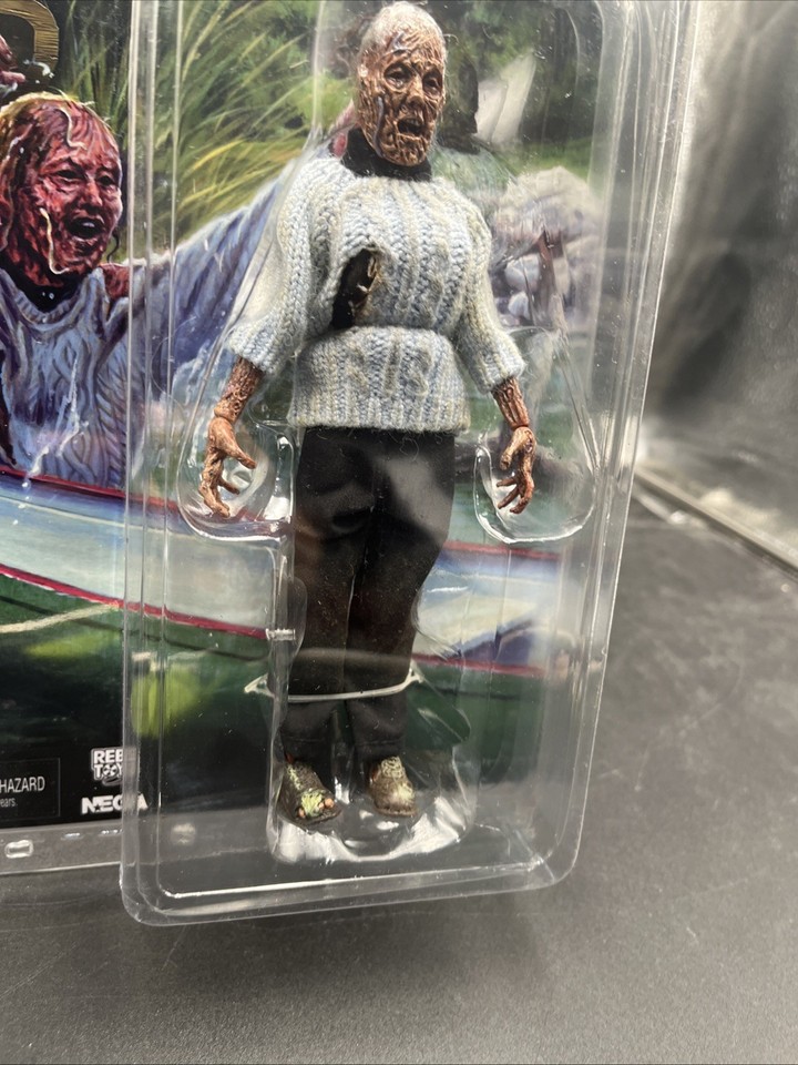 NECA Pamala Voorhees Figure Friday the 13th Part 3 3D Jason Voorhees ...