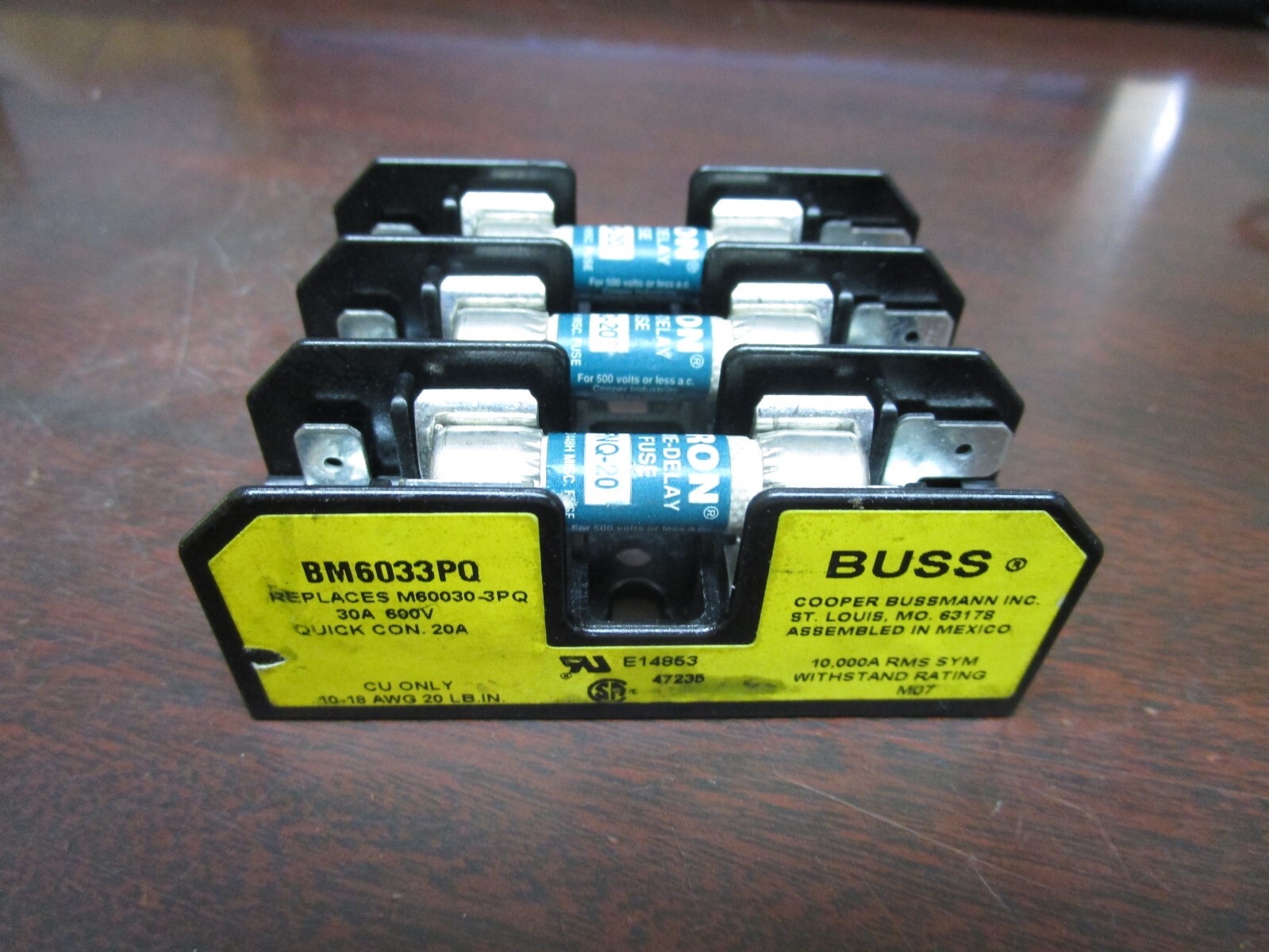 BUSS FUSE HOLDER BM6033PQ 30A AMP 600V 3 POLE w/ FNQ-20 FUSES | eBay