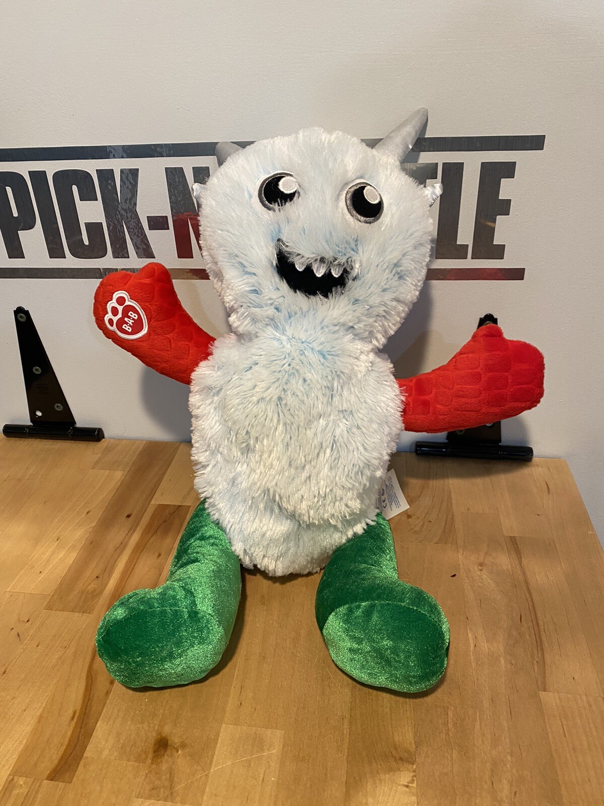 Build A Bear Plush Arctic Mixter Monster 20" Ice Blue Yeti Stuffy Green ...