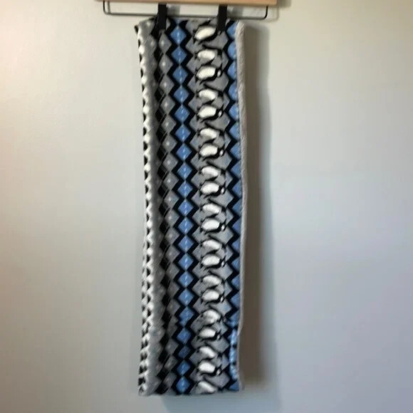 Vera Bradley Fleece Loop Scarf Penguins Intarsia | eBay