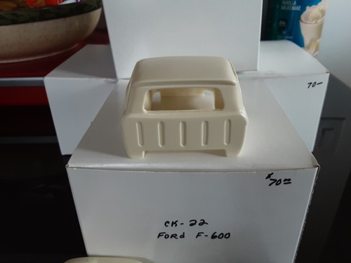 VINTAGE AMERICAN INDUSTRIAL TRUCK MODELS FORD F600 RESIN TRUCK CAB ...