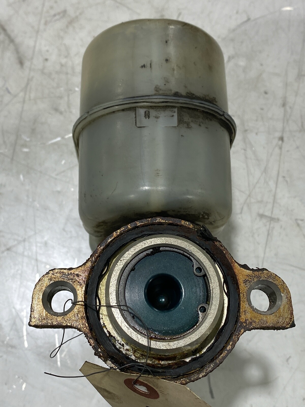 2003-2006 Dodge RAM 2500 Cummins Fuel Filter Housing OEM 05015581AA for ...
