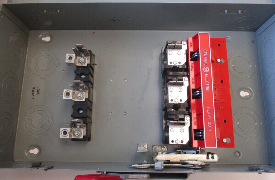 GENERAL ELECTRIC CAT NO: TH3364 DISCONNECT 200 AMP 3 POLE 600 VOLTS | eBay