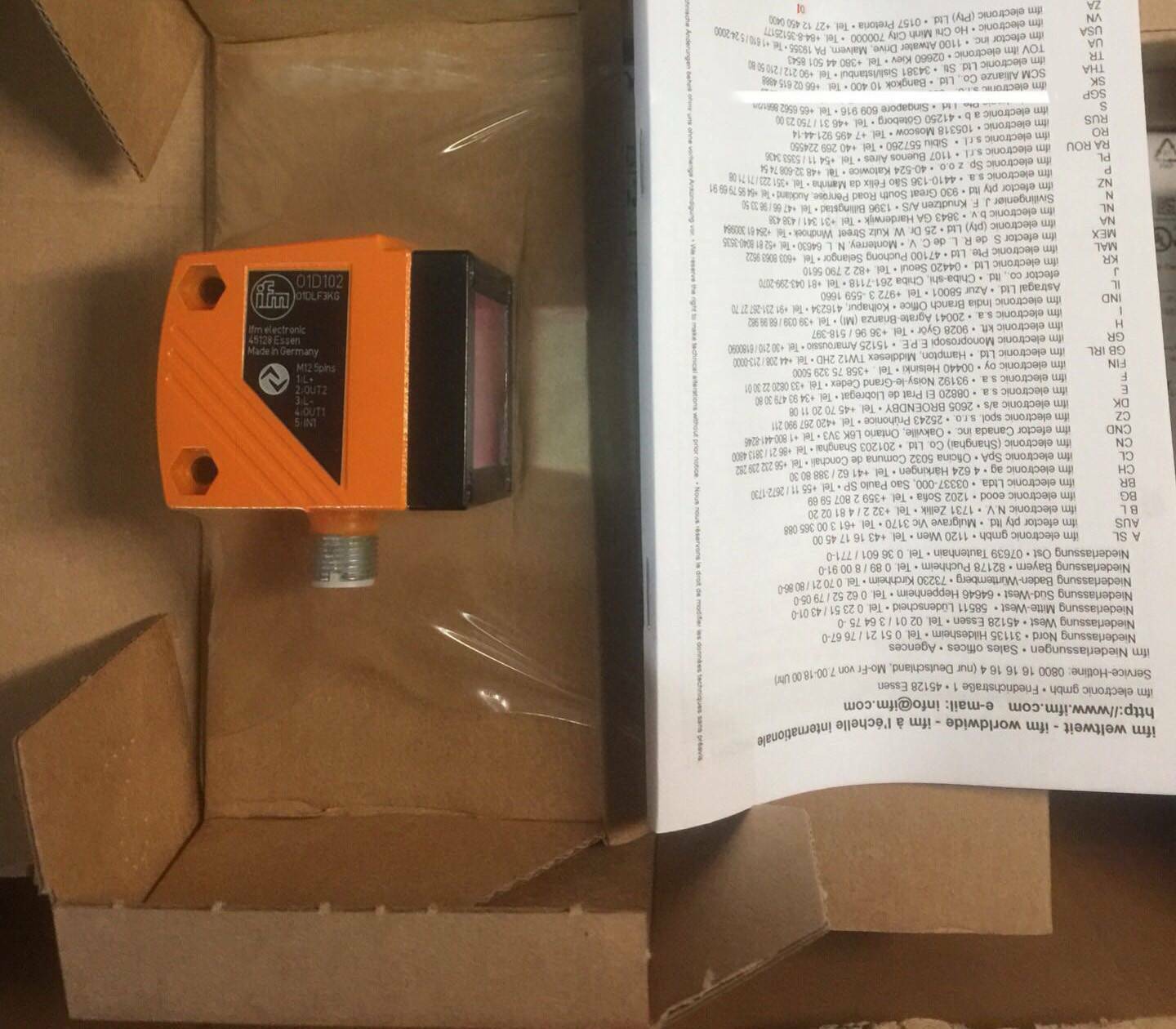 O1D102 IFM Efector O1DLF3KG Distance Laser sensor O1D1O2 analog ...