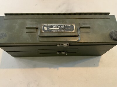 Signal Corps US Army Case CS-137 Model RW 1000 Radio Wire Television ...