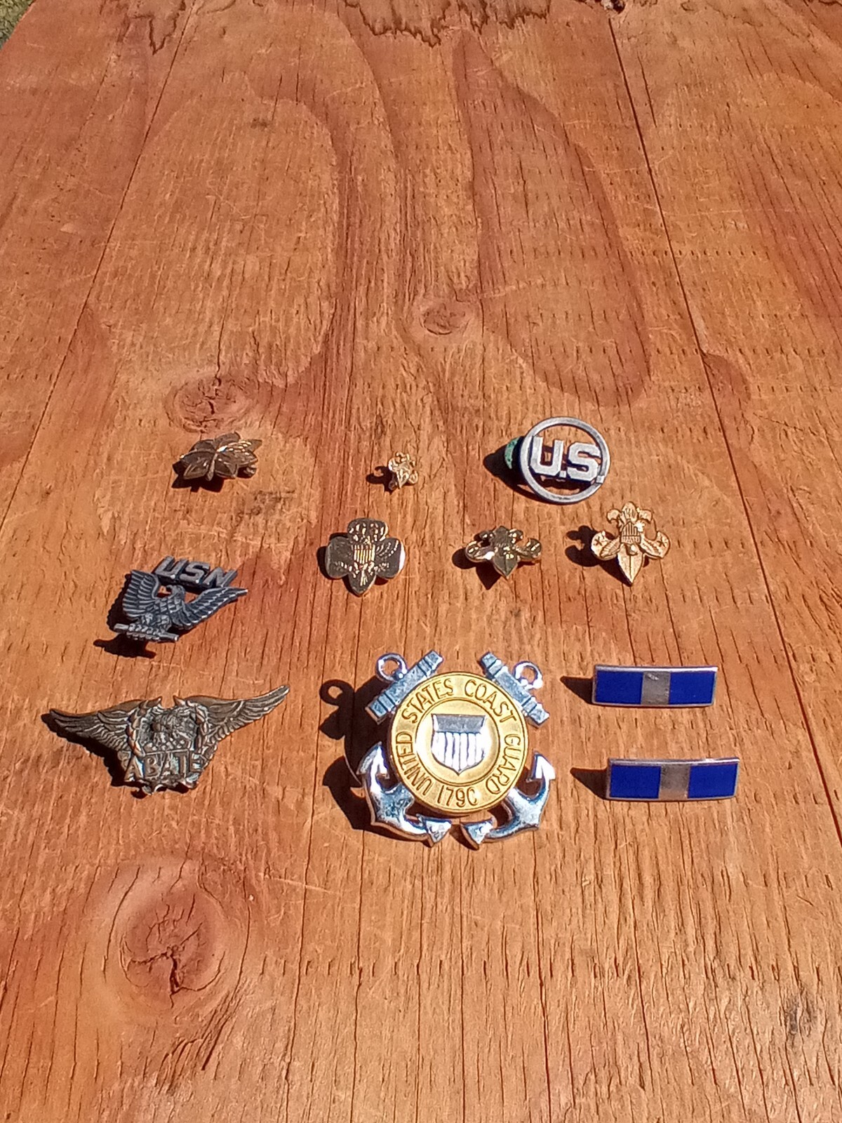11 War metals pins ww2? Korea? Vietnam? Army navy air force | eBay