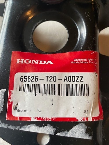 OEM Honda Gusset R Rear Panel 65626-T20-A00ZZ | eBay