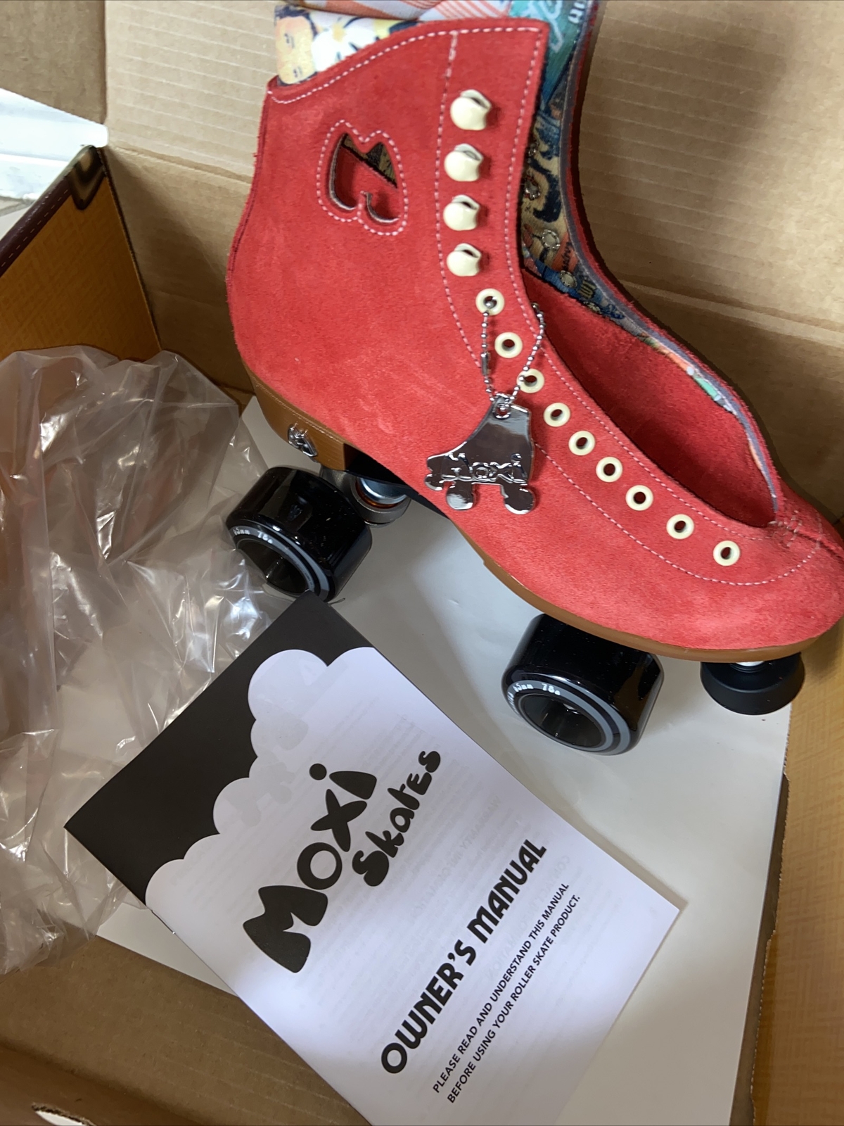 New Moxi Lolly Poppy Red Roller Skates Men Size 7 = Women 8-8.5 Suede ...