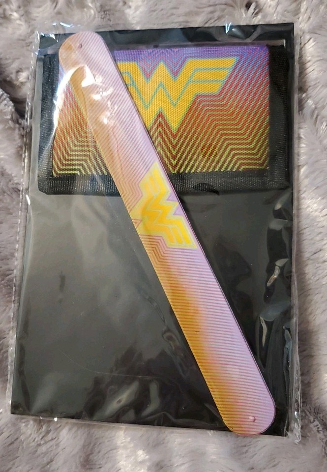 Wonder Woman wallet women fashion and slap bracelet | eBay