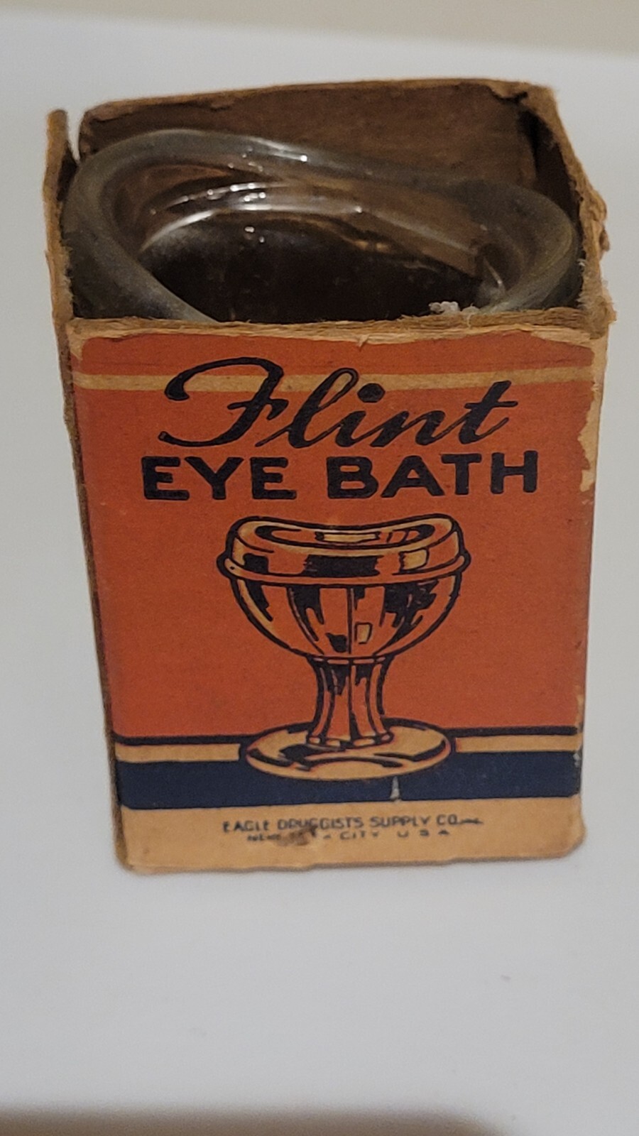 Vintage Flint Eye Bath Box with Clear Eye Wash Cup Eagle Druggist NYC ...