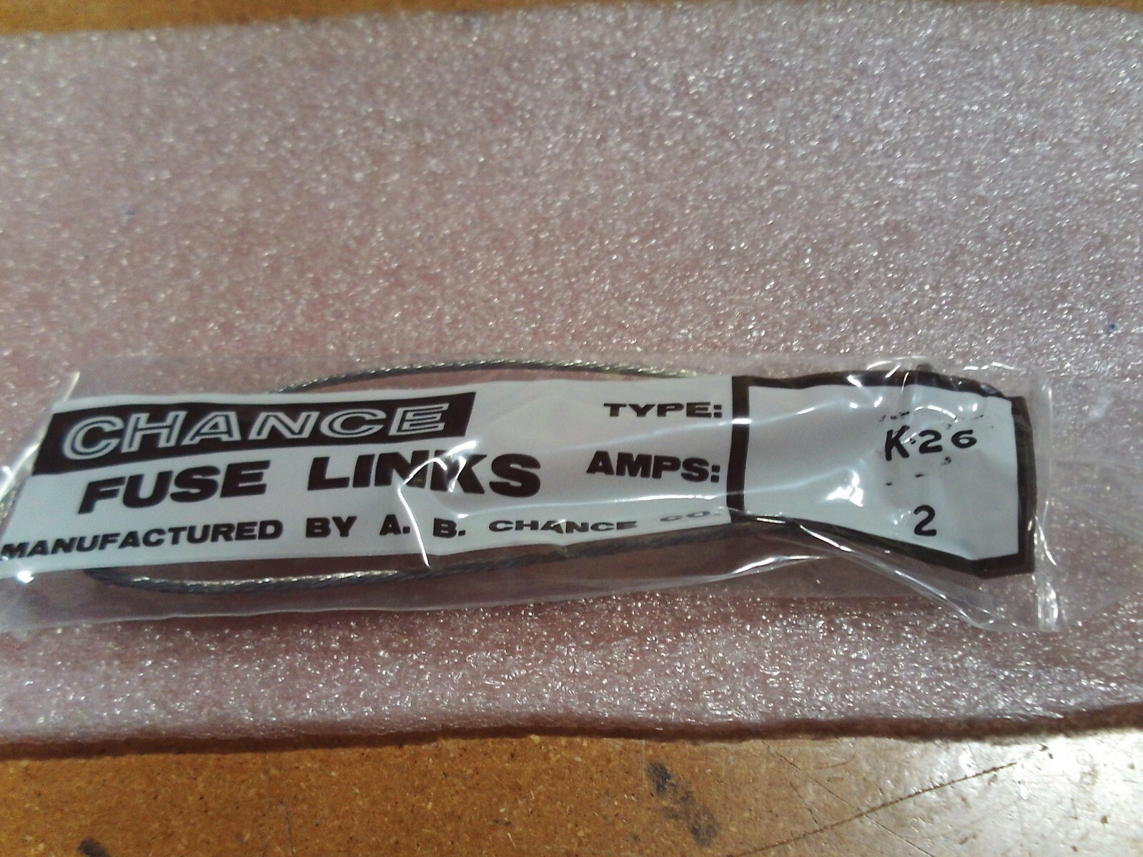 A B CHANCE FUSE LINK 2 AMP TYPE K26 PART # M2K26 NSN: 5920-00-124-0587 ...