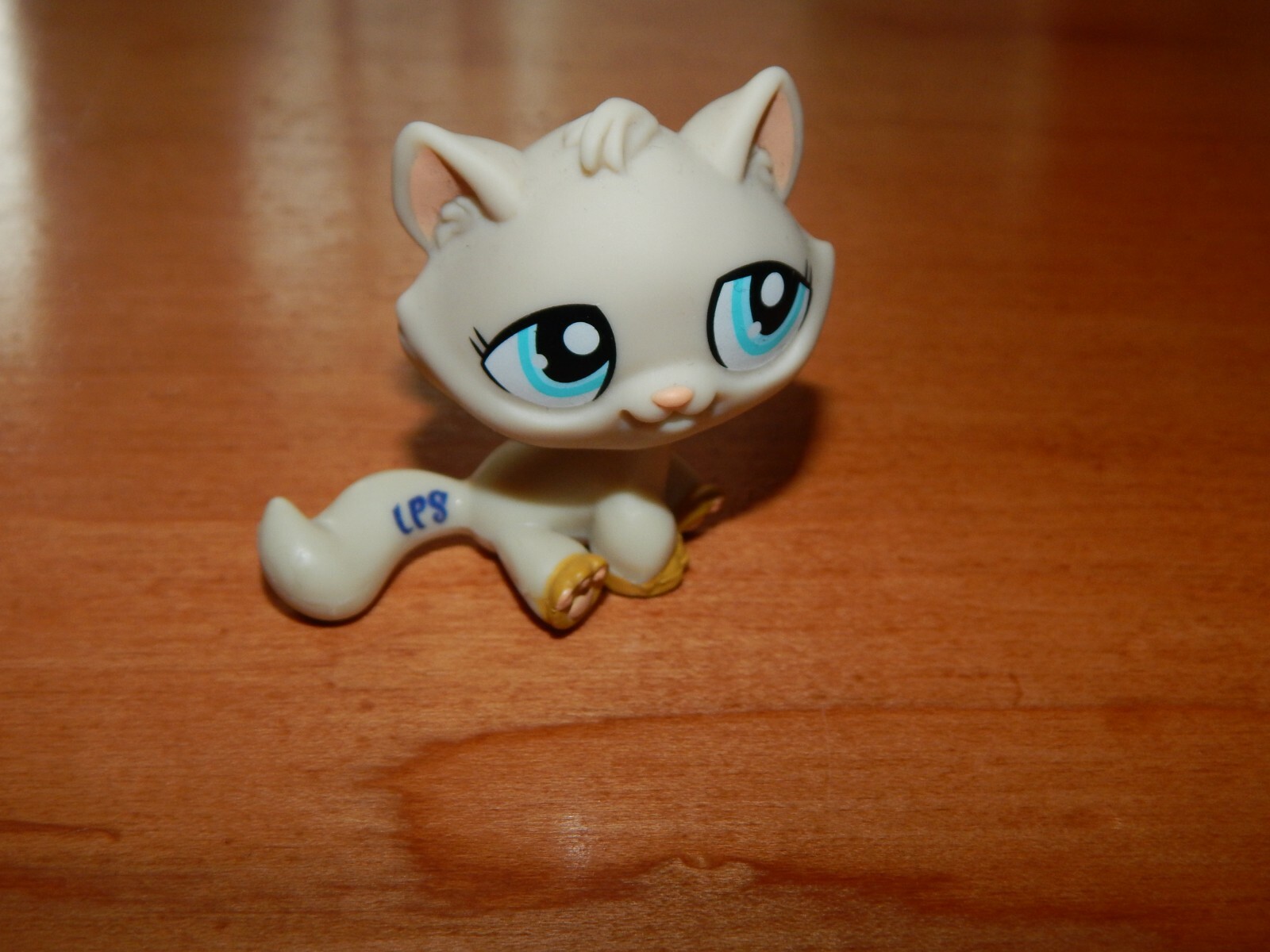 LPS #1364 Cream with Tan Paws Longhair Cat Aqua Blue Eyes 2006 Hasbro ...