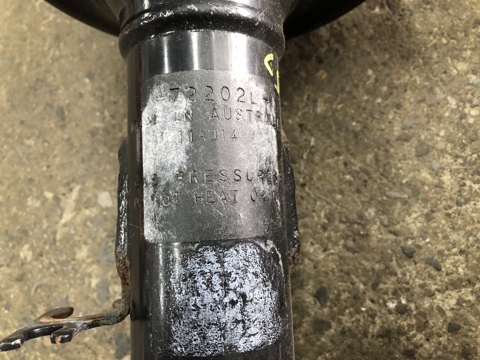 2004-2006 Pontiac GTO Pedders Front L&R Shock Strut Coil Springs Assy ...