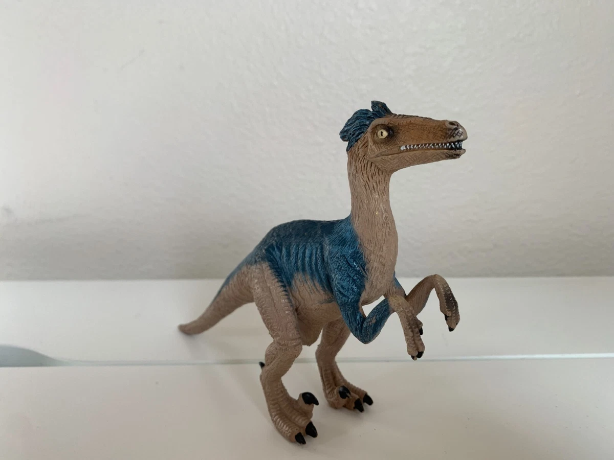 Realistic Raptor Dinosaur