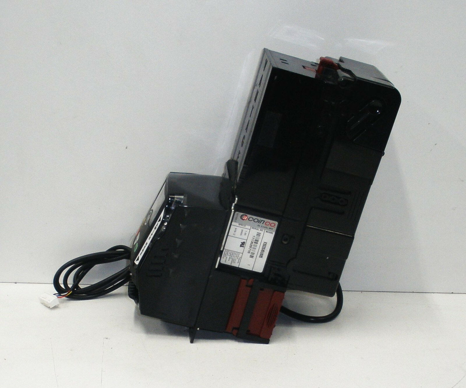 COINCO VANTAGE VX63X45US05 & Credit card reader take $1, New 5.00, $10 ...