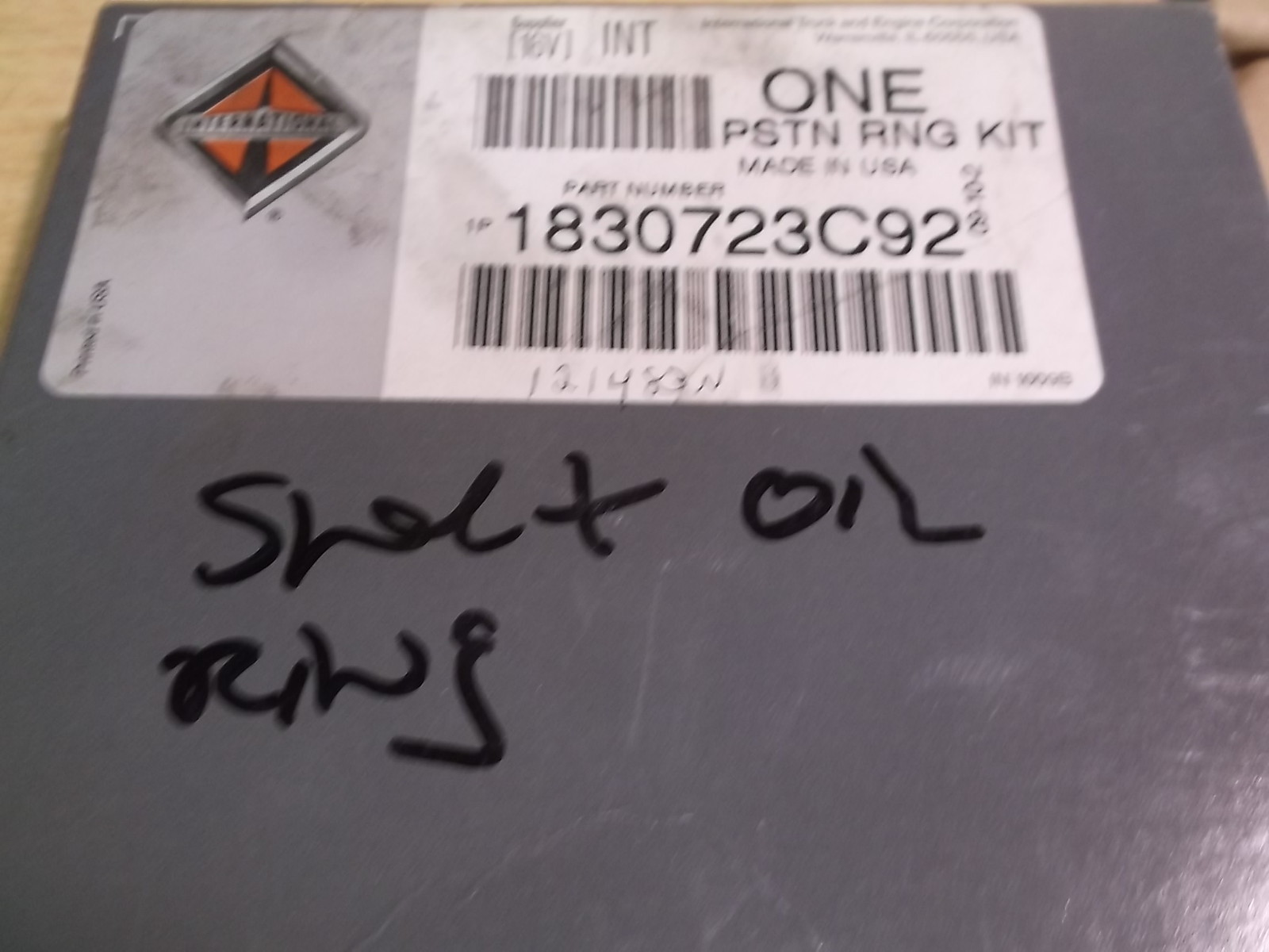 NEW International 1830723C92 Navistar Piston Ring Kit *FREE SHIPPING ...