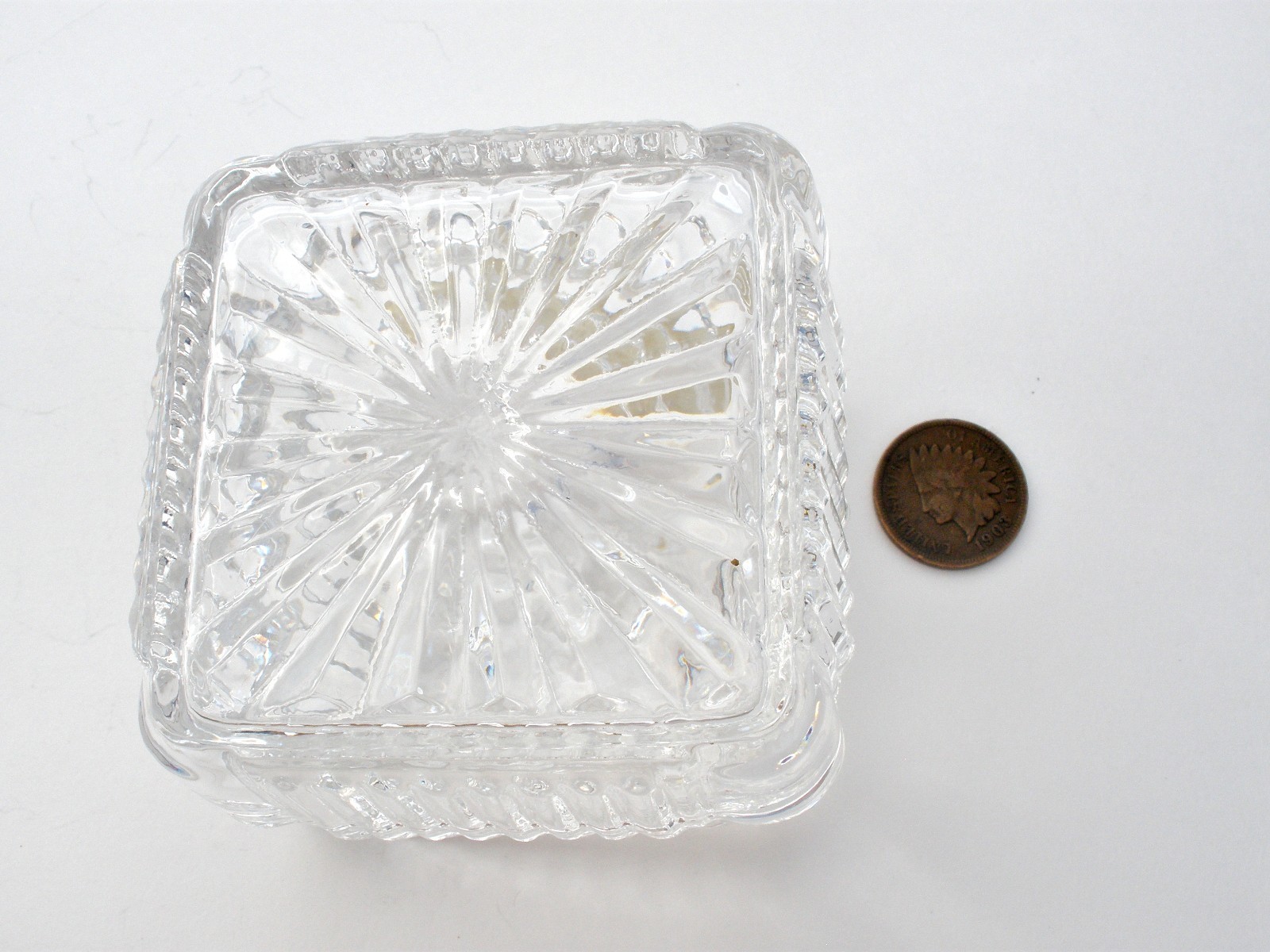 Lead Crystal Trinket Box with Bow 24% Yugoslavia Raised Bow Design ...