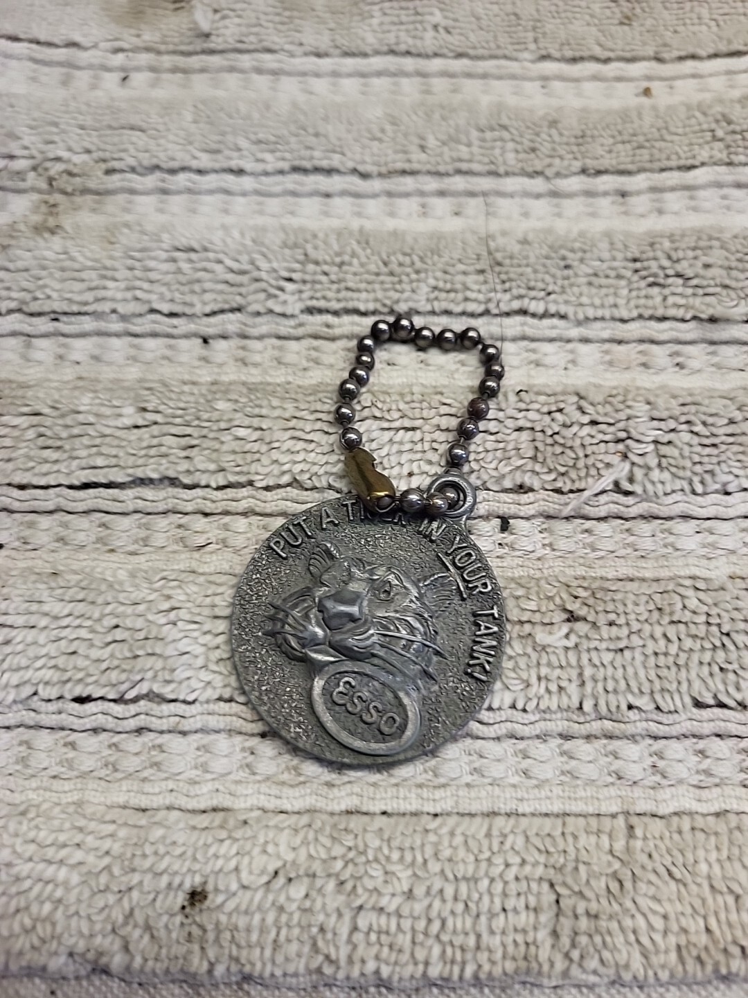 Vintage Esso Key Chain "Put a Tiger in Your Tank " - collectible | eBay