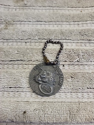 Vintage Esso Key Chain "Put a Tiger in Your Tank " - collectible | eBay