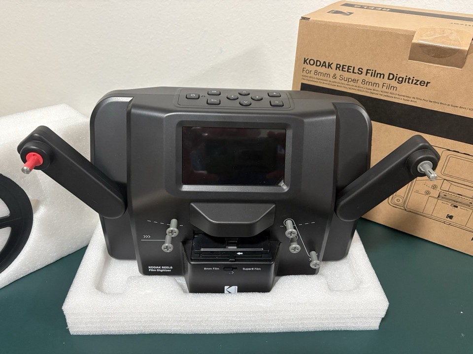 KODAK REELS Film Digitizer Scanner For 8mm & Super 8mm Film | eBay