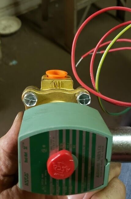 8210G6 ASCO Red Hat Solenoid Valve 300 PSI 3/8" NPT 120VAC Watertight ...