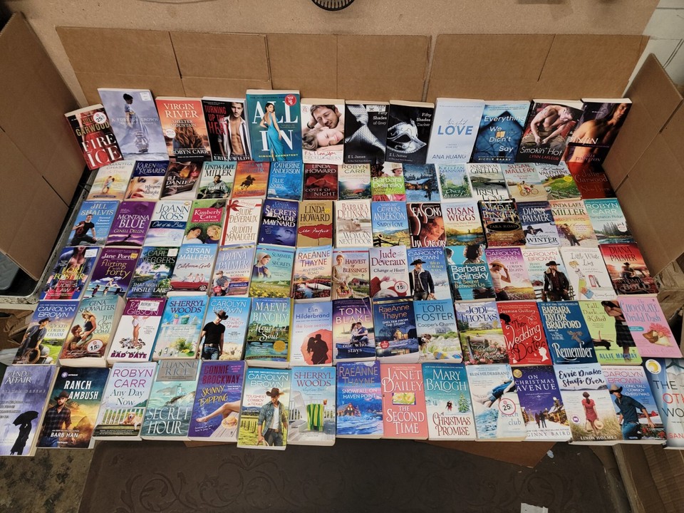 Lot of 10 Contemporary ROMANCE Paperbacks PB Popular Author Books ...