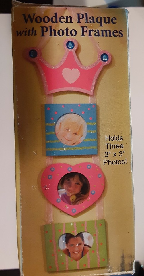 WOODEN CROWN PLAQUE WITH 3 DANGLING PHOTO FRAMES - NEW FACTORY PACKAGED ...