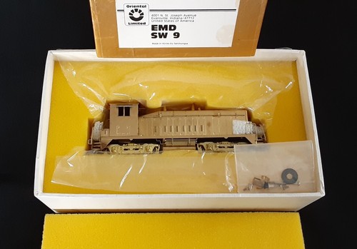 HO BRASS ORIENTAL EMD SW-9 SWITCHER LOCOMOTIVE UNPAINTED - RARE - NEW ...