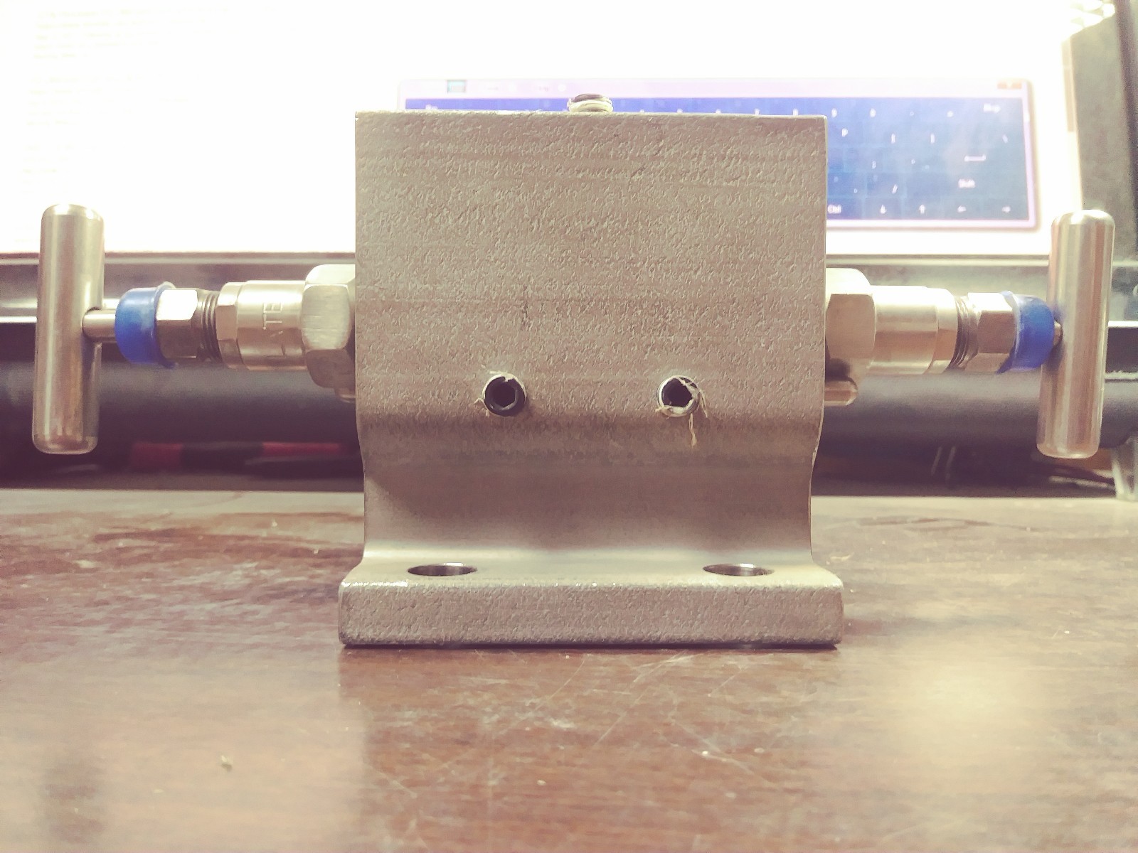 SUSTECH PRECISION P3/TTHXX-F-ST MANIFOLD VALVE 6000 PSI STAINLESS NO ...