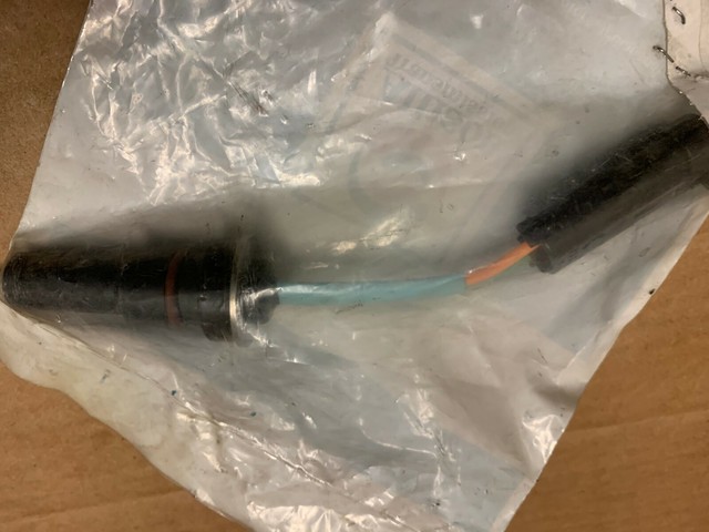 Genuine Allison 23013334 Magnetic Speed Sensor Assembly NOS for sale ...