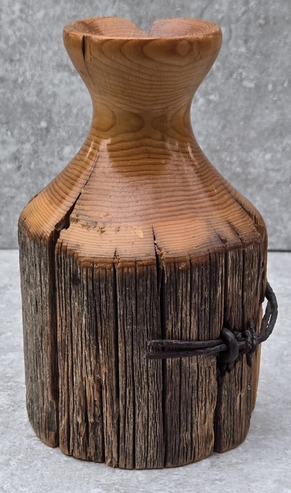 Vtg Reclaim Juniper Cattle Ranch Turned Wood Fence Post Barbwire Vase ...