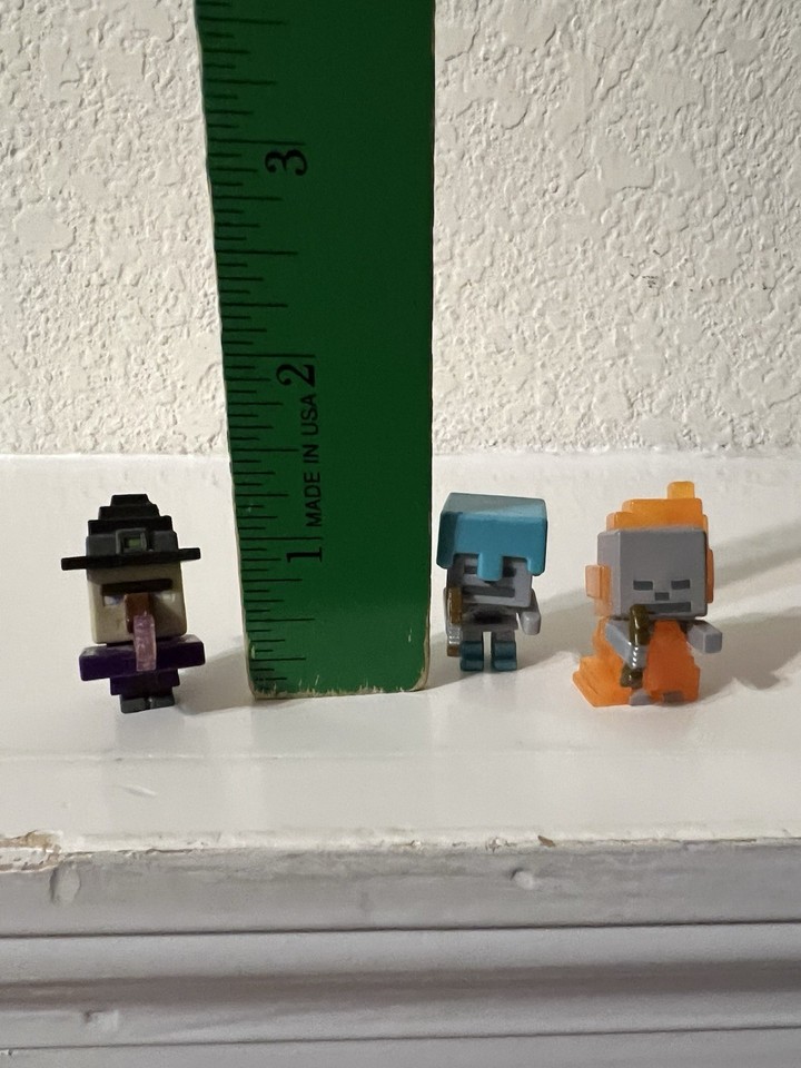 Mattel Mojang Minecraft Minifigures Lot of 3 Skeleton and Witch Figures ...