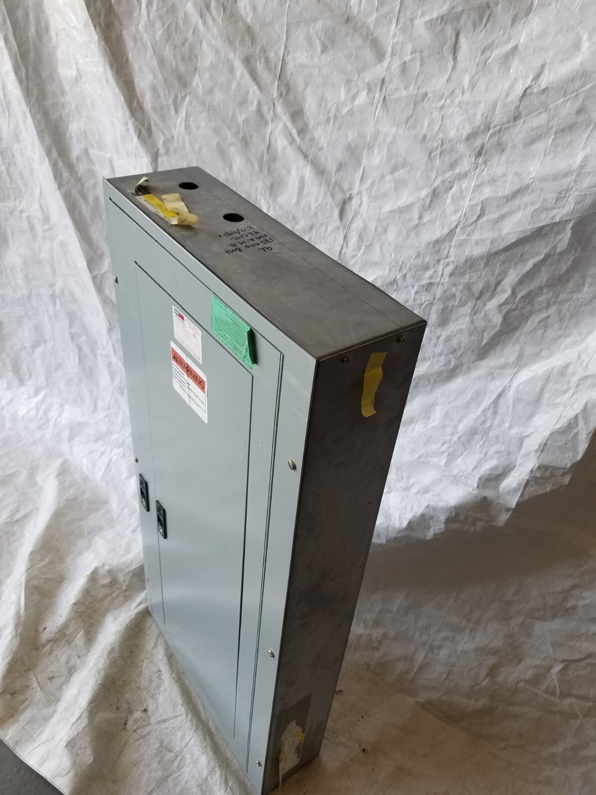 GE A Series PanelBoard 100 Amp Main Breaker 42 Circuit 480V TEY Branch ...