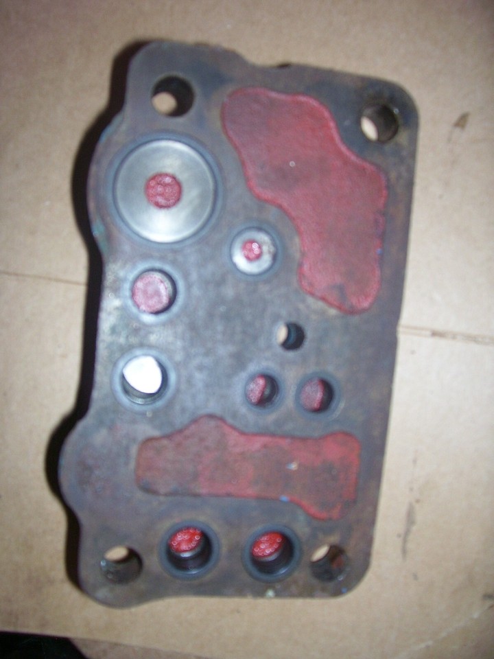 VINTAGE FORD 3000 GAS TRACTOR - HYDRAULIC REMOTE COVER -1965-67 | eBay
