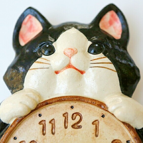 Japanese Lucky Cat Manekineko Ceramic Wall Clock Tail Swinging Black ...