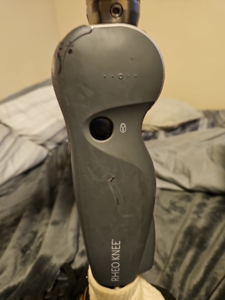 GORGEOUS Ossur Rheo Knee 3 Microprocessor Prosthetic BARELY USED ...