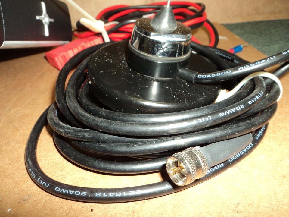 Motorola CDM1550 LS + AAM25SHF9DP5AN Mobile UHF Radio magnetic mount ...