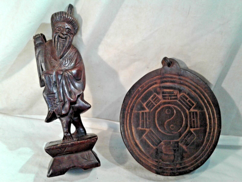 China,2xHolzscnitzerei,Yin u.Yang Symbol u. I Ging Hexagramme, Skulptur ...